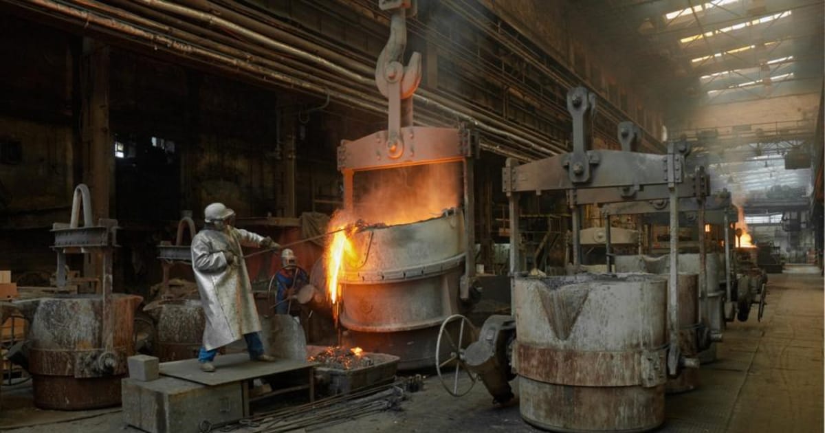 Российский владелец Pilsen Steel оставил 600 работников завода без ...